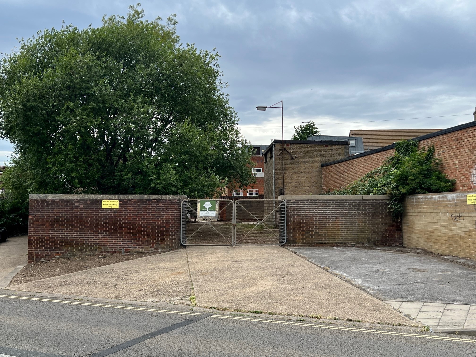 YARD, WORKSHOP & STORAGE (POSSIBLY... | V6597E - Bradleys Countrywide